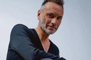 Nek torna dal vivo da solista con il tour "Nek Hits - Live 2025 ...